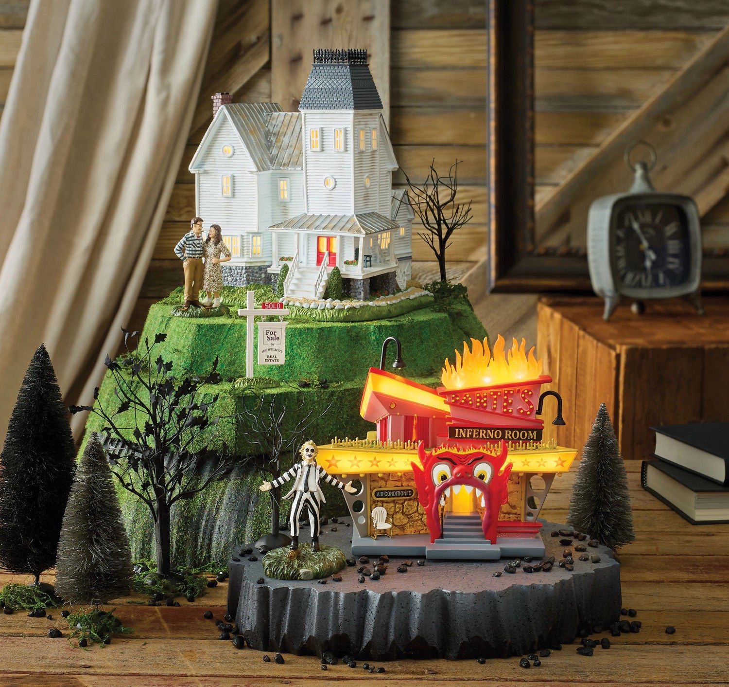 D-56 Halloween Collectible: Beetlejuice The Beetlejuice House ...